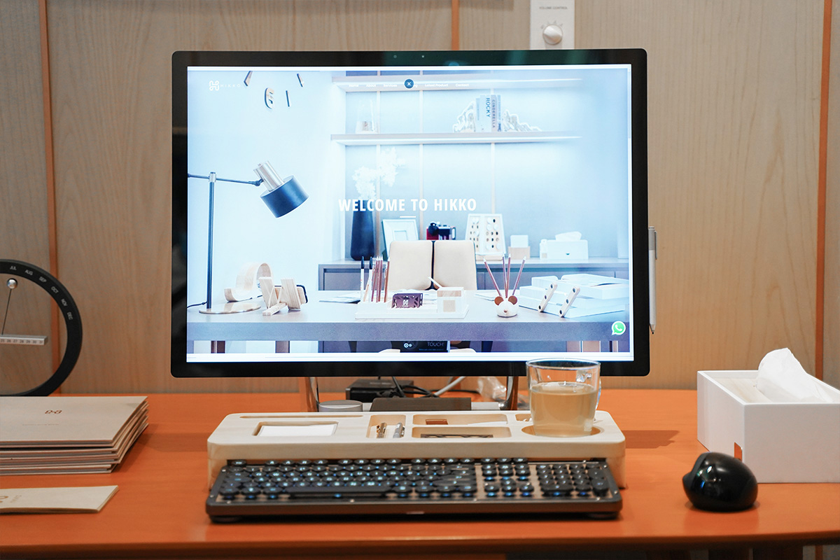 Hikko Signature - Hikko Woodcraft